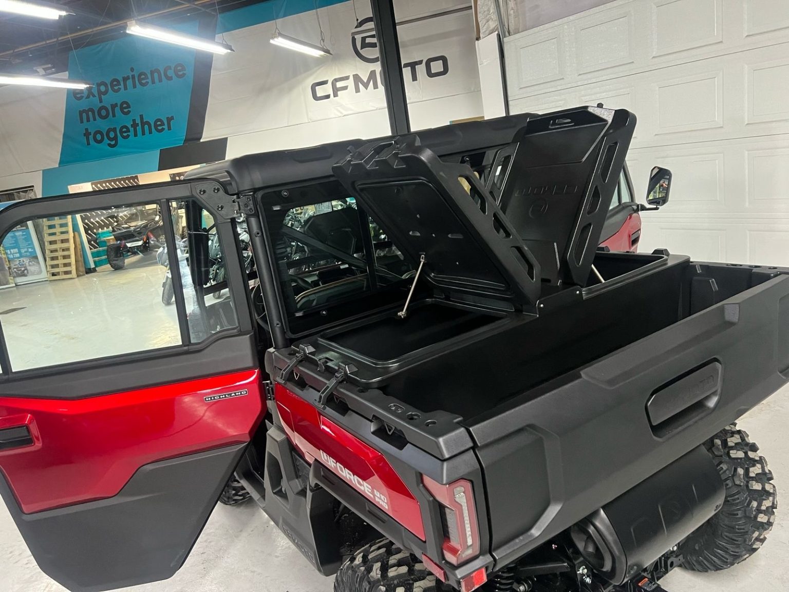 2025 CFMOTO U10 PRO HIGHLAND HEATED CAB | A/C | POWER CARGO BOX | POWER ...